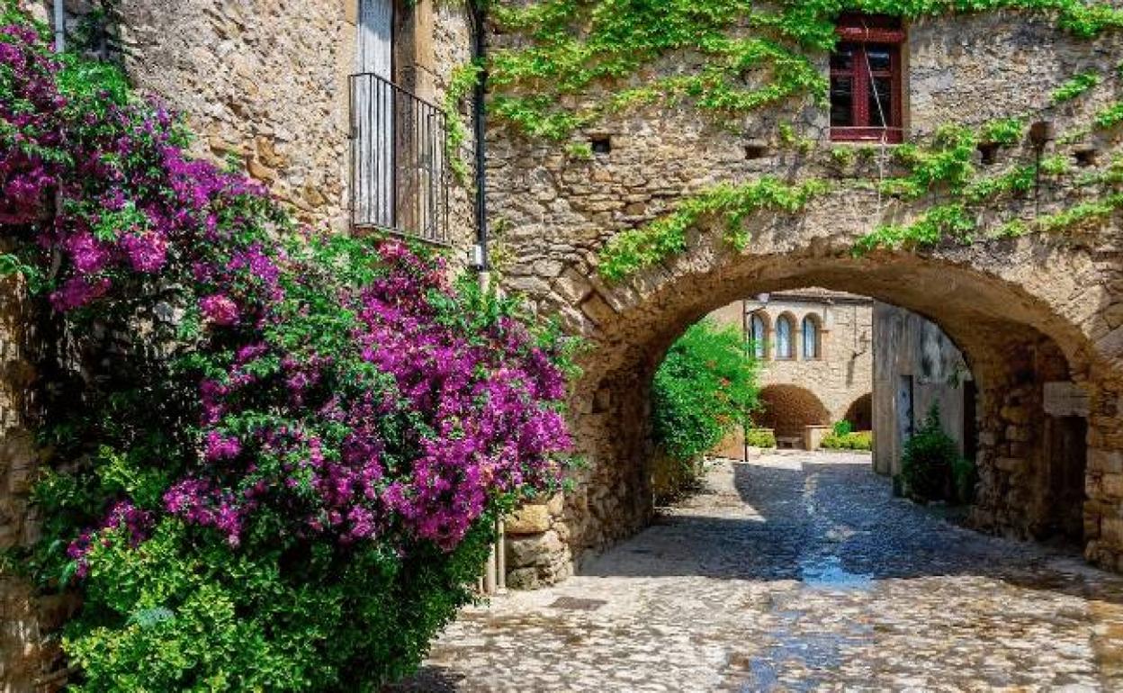 Cinco pueblos medievales de España cerquita de la Costa Brava | El Diario Vasco